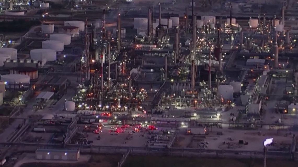 Employees concerned about returning to work after chemical leak at ...