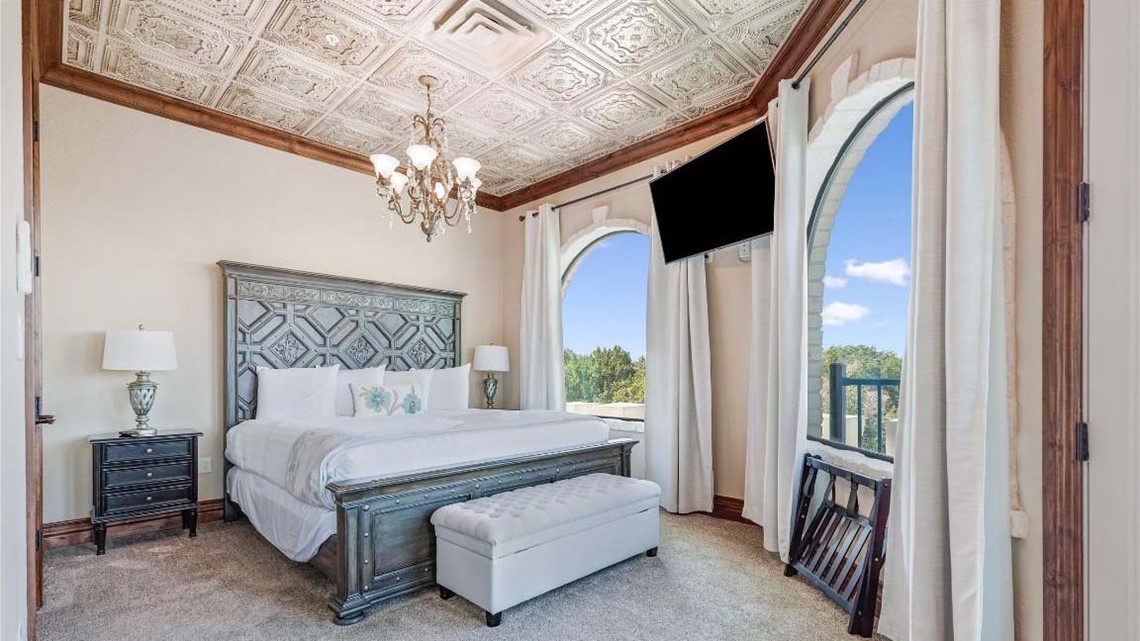 Parsons Castle in North Texas for sale for $5.5M | khou.com