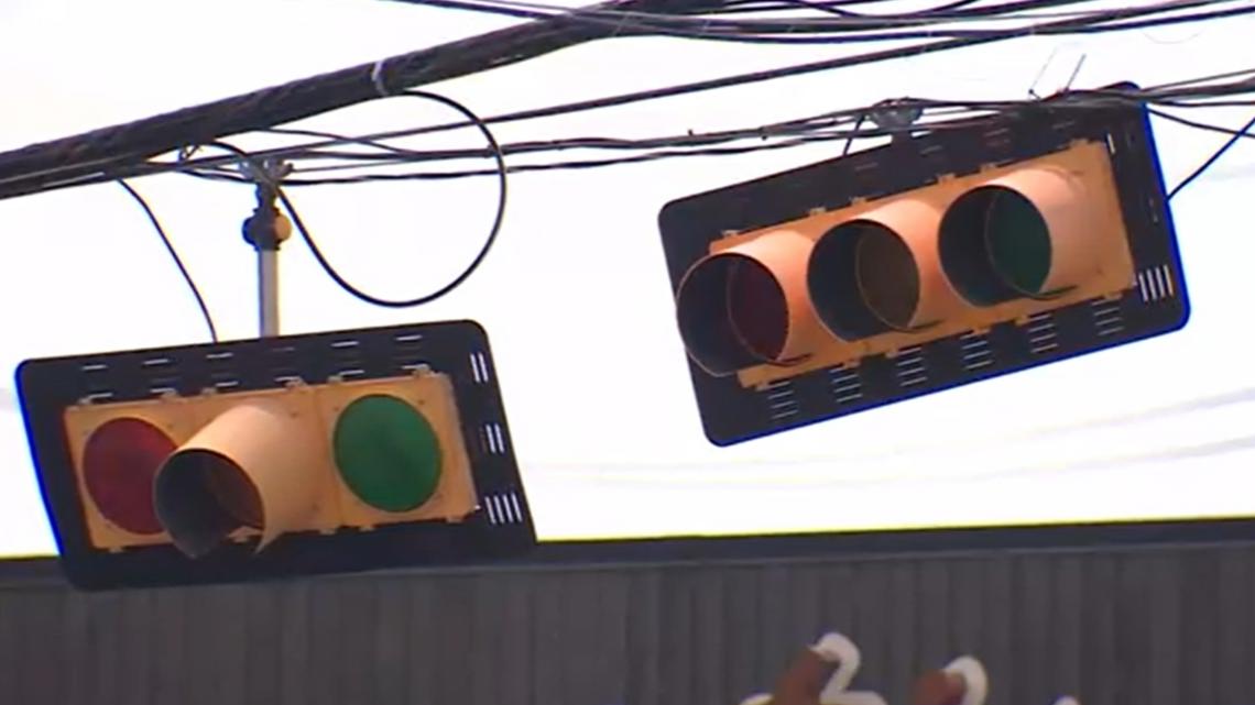 How many street lights are out in Houston after Beryl? | khou.com