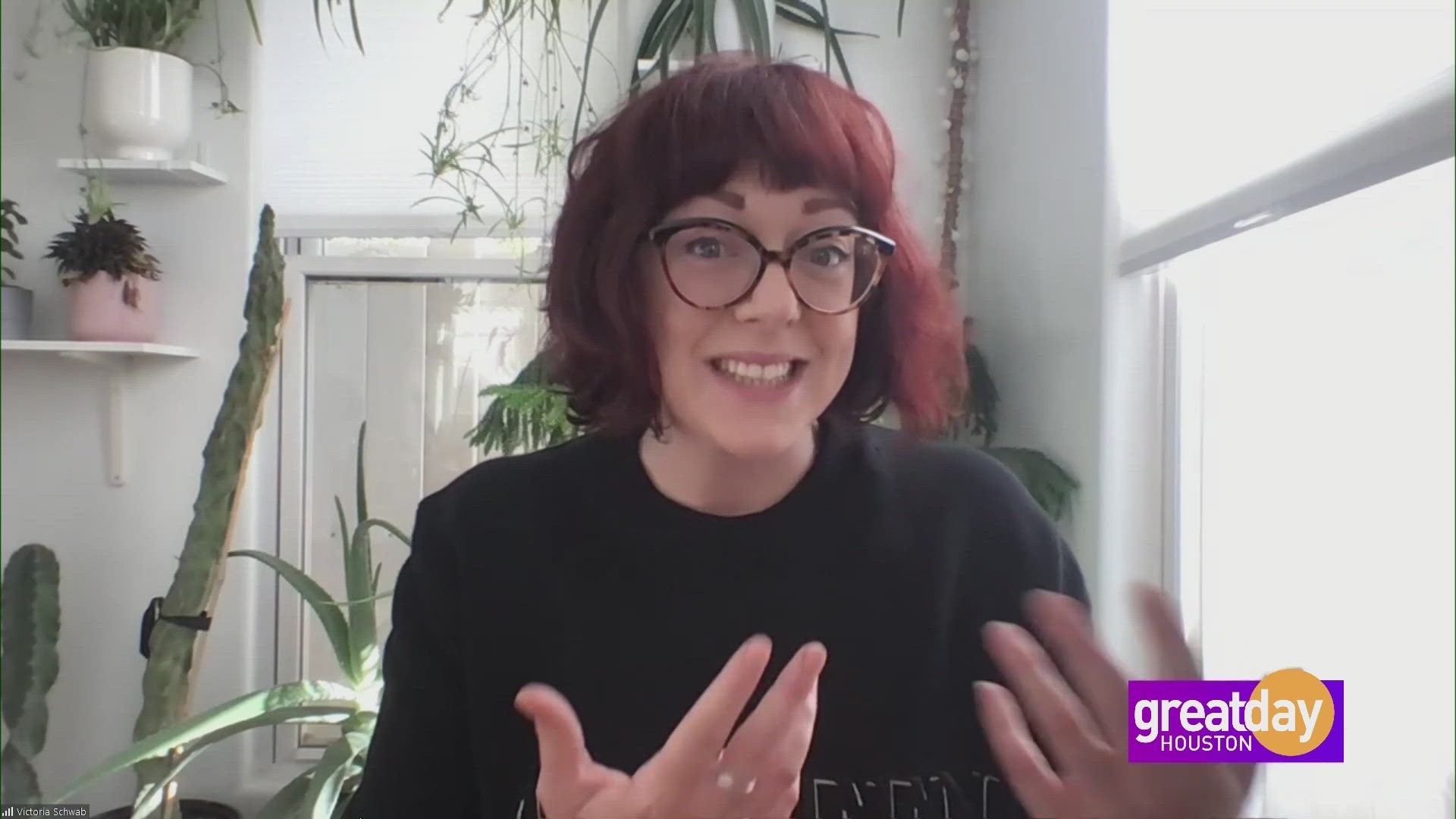 V.E. Schwab on her new novel, "The Fragile Threads of Power" | khou.com