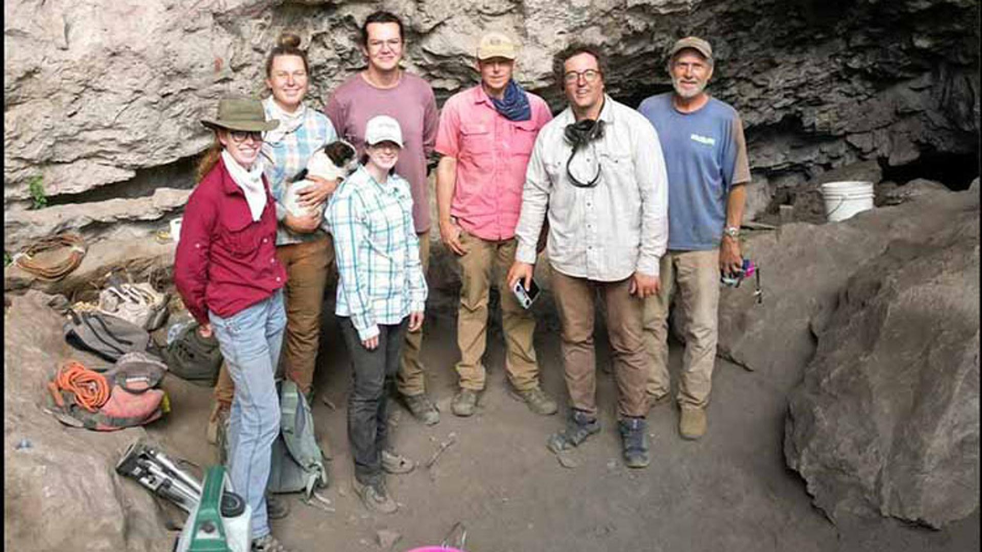 Weapons, tools left by hunter thousands of years ago found in Texas ...