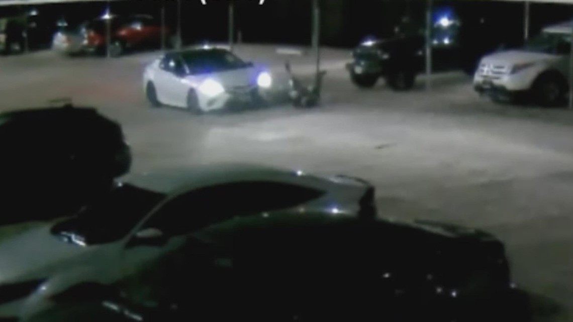 Houston crime: Carjacking suspects beat, nearly run over victim | khou.com