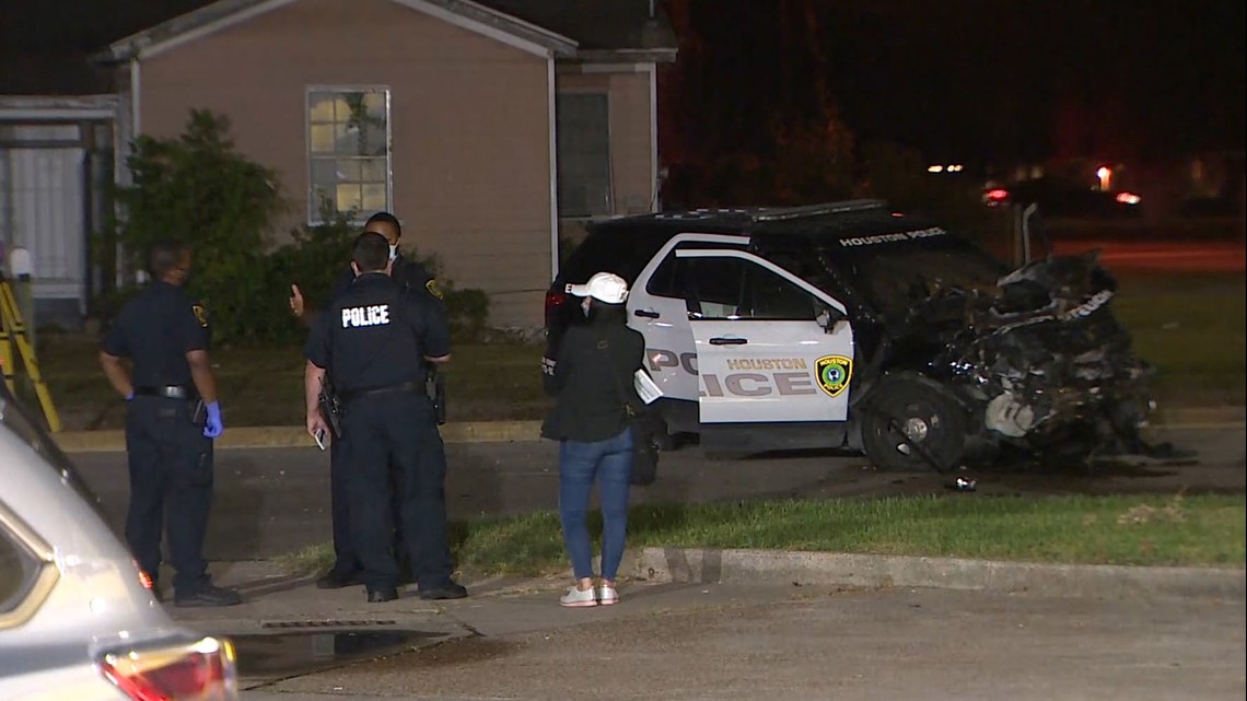 Houston police patrol unit involved in fatal crash on Ley Road | khou.com