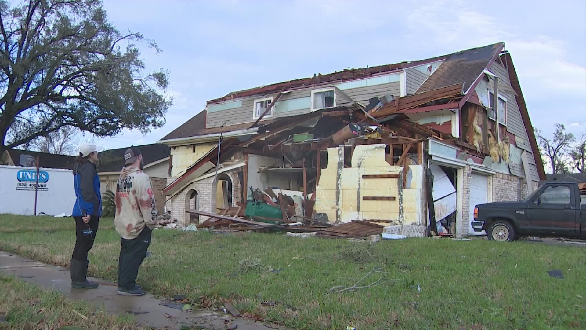Pasadena residents reflect on tornado, storm damage done to their ... Pasadena residents reflect on tornado, storm damage done to their ...