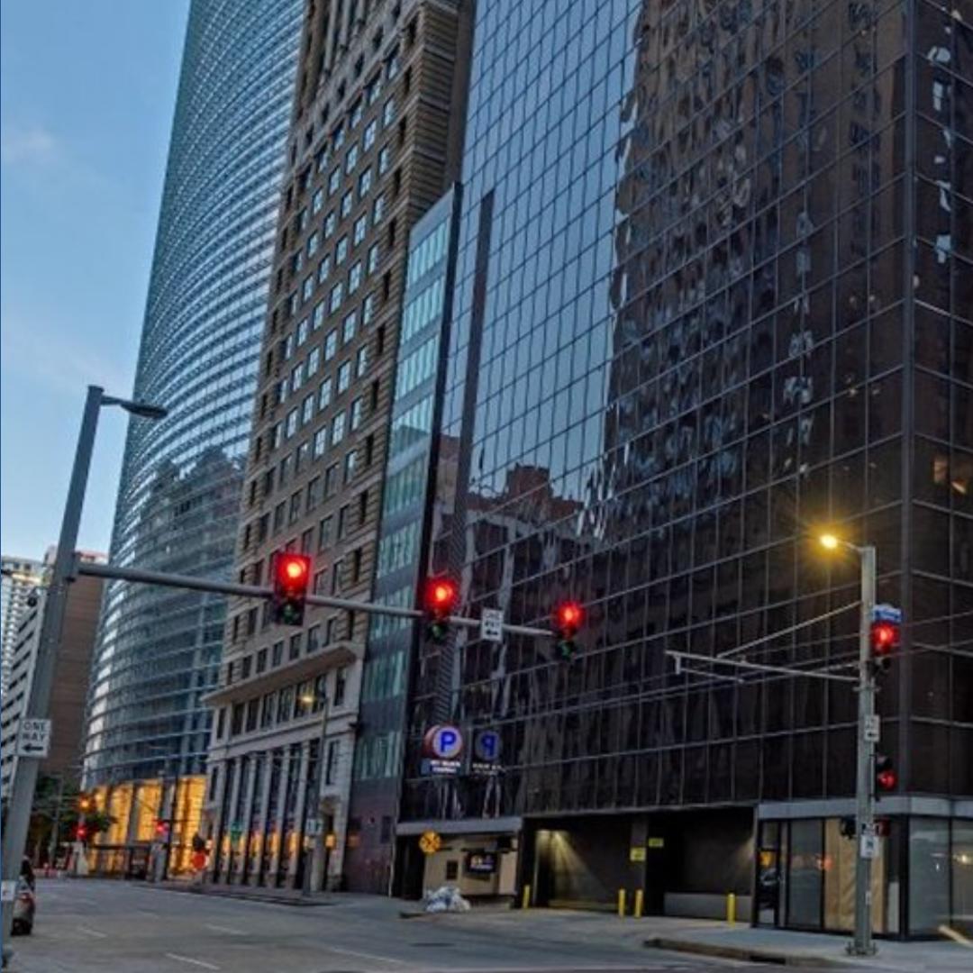 Downtown Houston building on Travis street has new buyer | khou.com