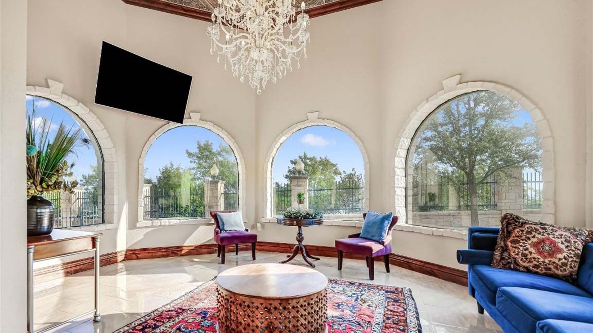 Parsons Castle in North Texas for sale for $5.5M | khou.com