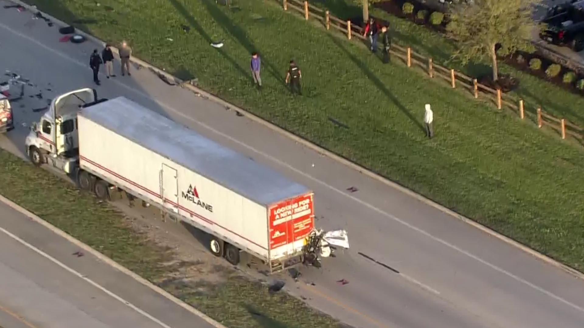 SLPD investigating deadly crash along Southwest Freeway near Grand ...