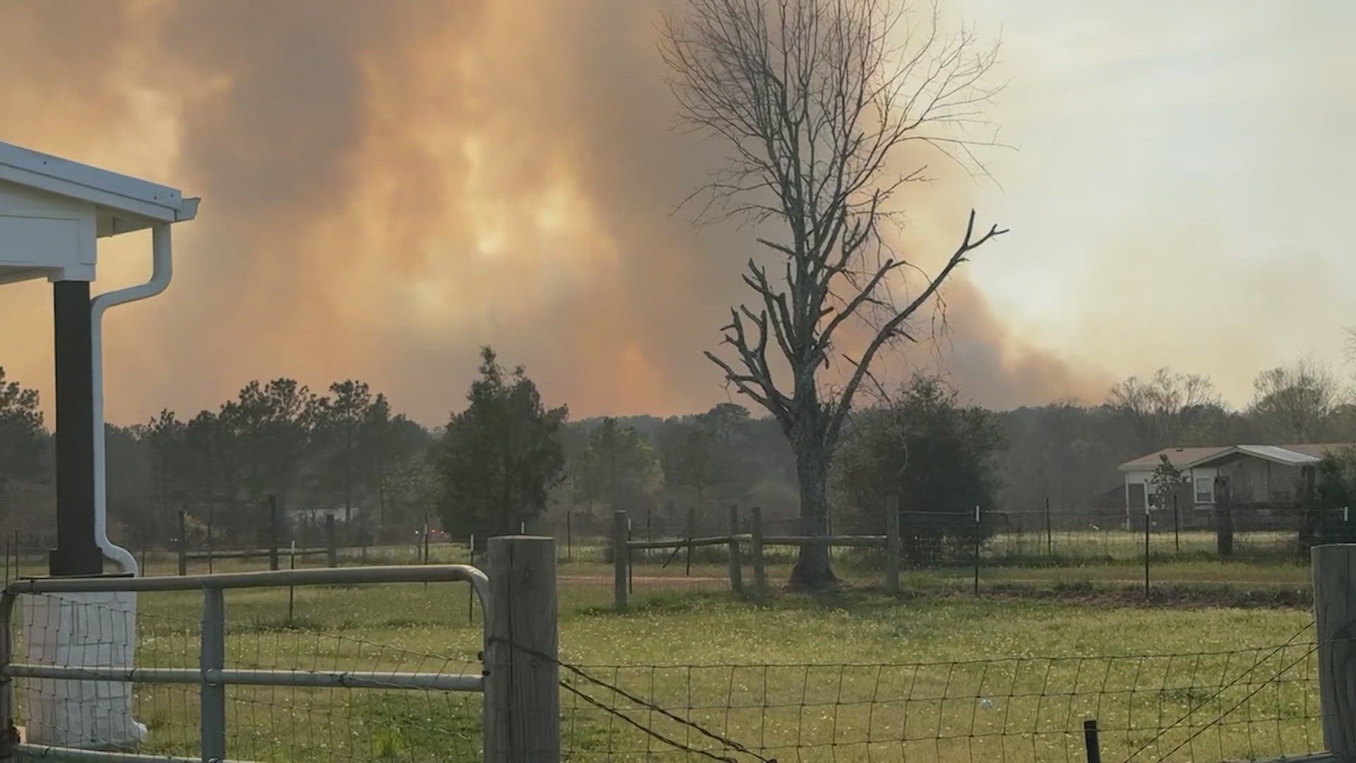 Texas wildfire evacuations: See locations for San Jacinto & Montgomery ...