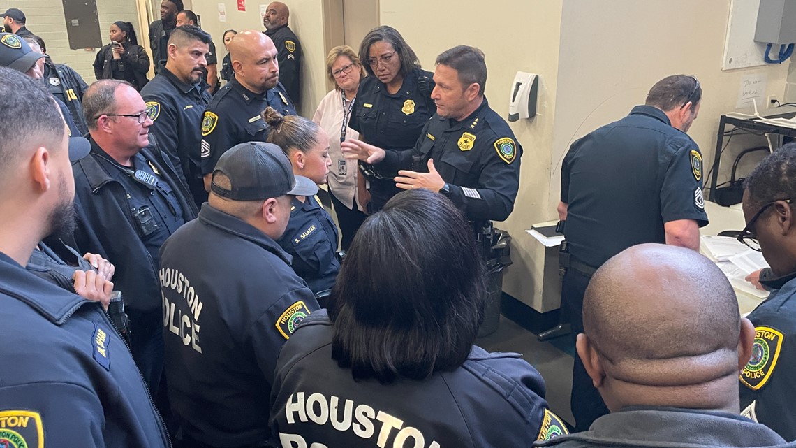 Houston news: Thousands of sexual assault cases suspended by HPD | khou.com