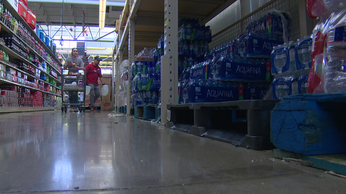 Weather forecast makes waves in Houston grocery stores | khou.com