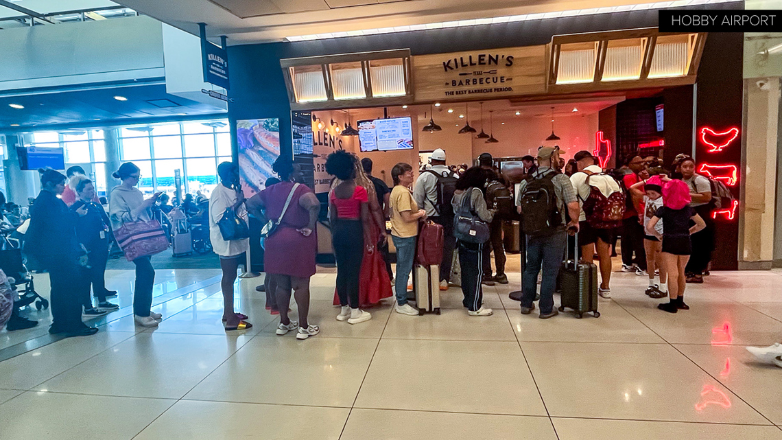 Killen's Barbecue and SpindleTap open at Hobby Airport | khou.com