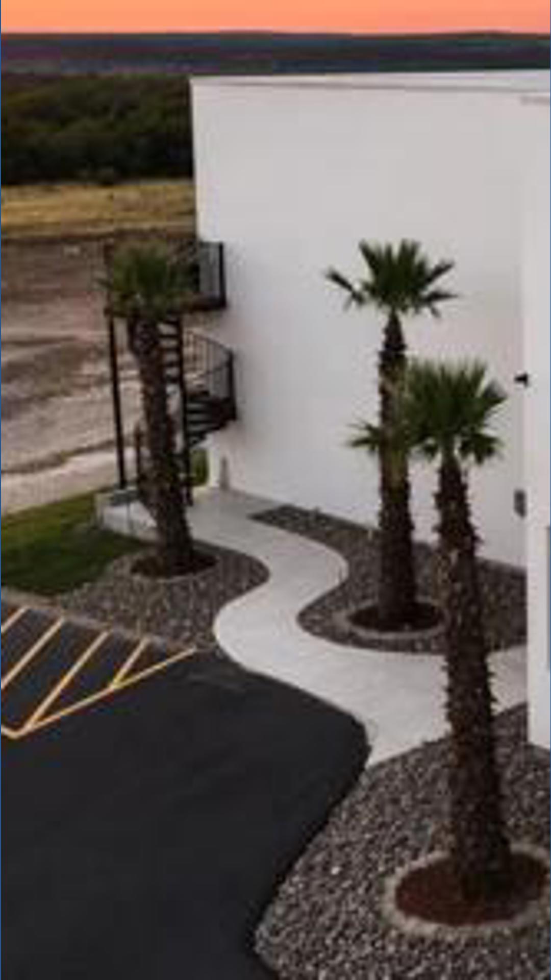 Houston-based company opens boutique hotel on castle grounds in Texas ...