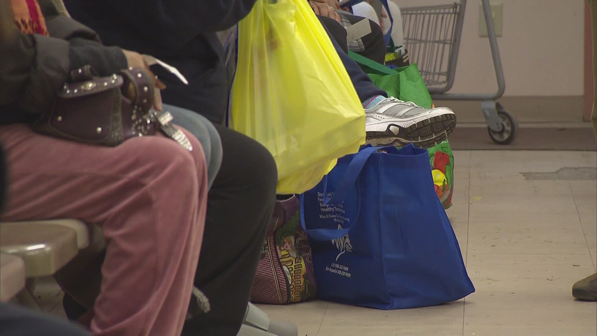 Judge orders SNAP benefits to be fully funded for November | khou.com