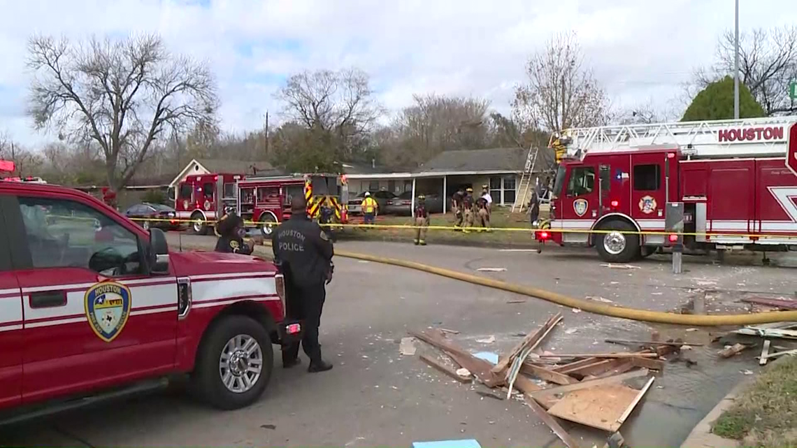 Gas leak leads to explosion at SE Houston home; no injuries | khou.com