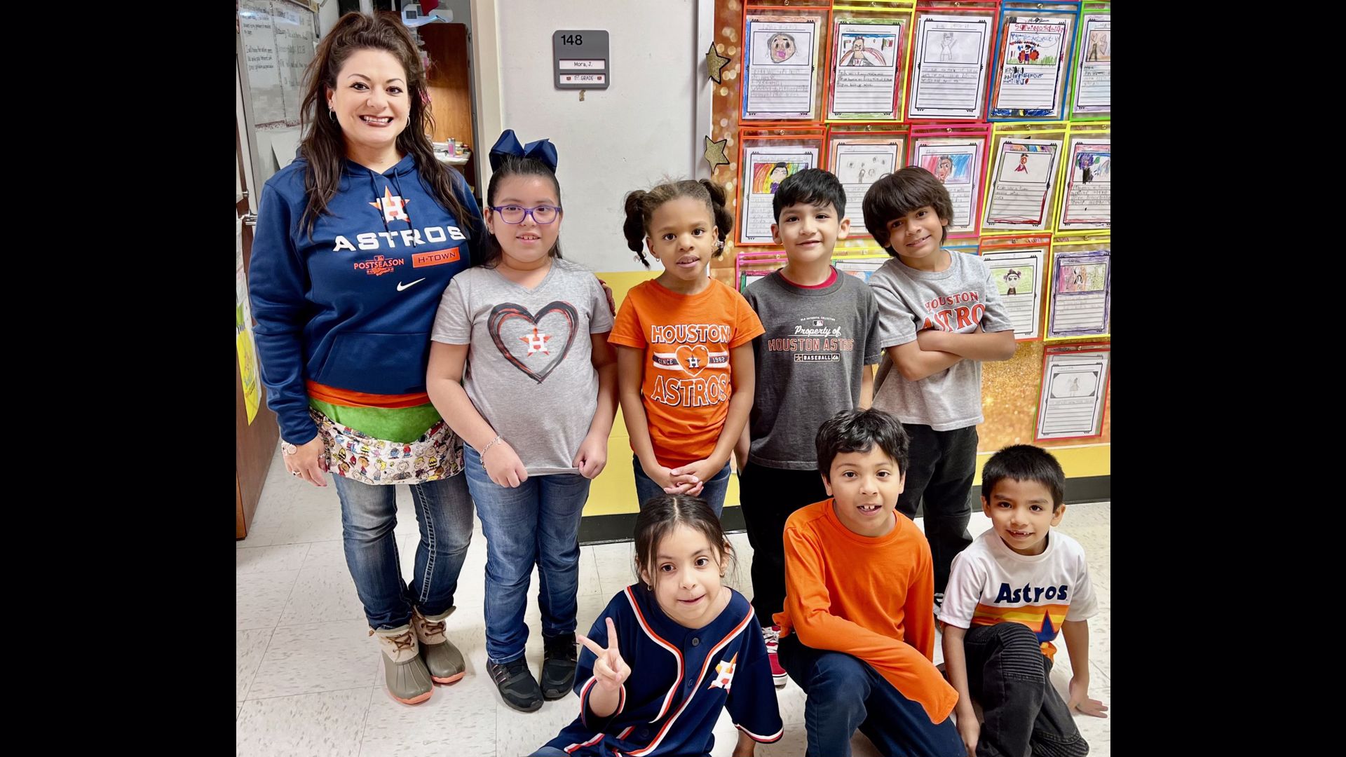 Go 'Stros! Fans share Astros gear, celebrations | khou.com
