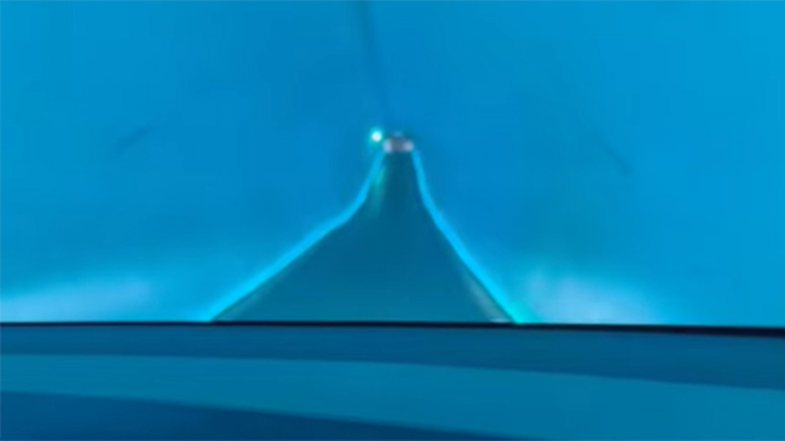 NASA plane makes belly landing at Ellington Airport, video shows | khou.com