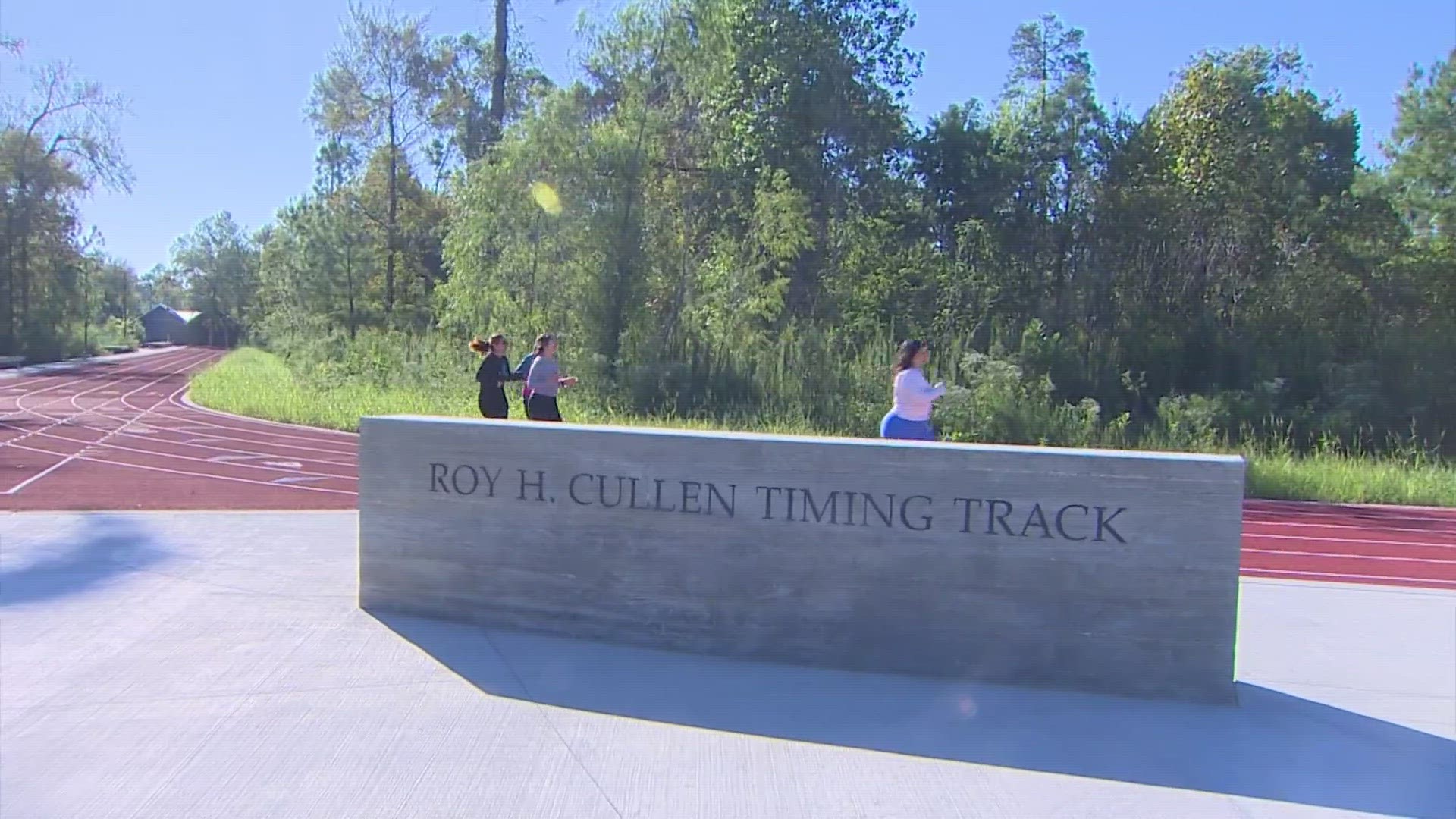 Memorial Park running complex opening to the public | khou.com