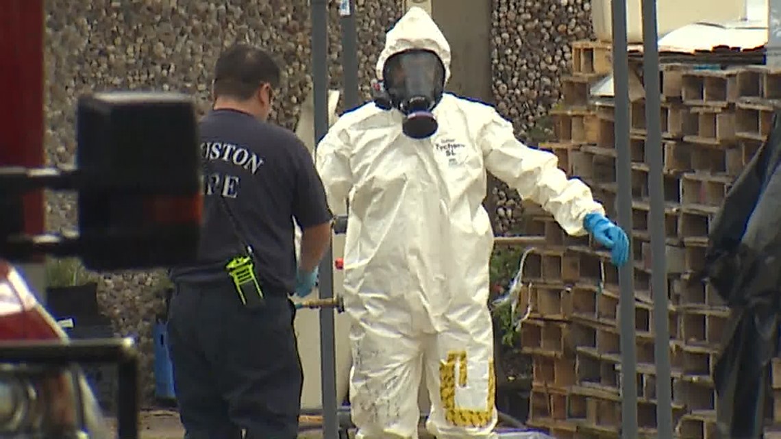 FBI, DEA, hazmat teams conducting raid at northwest Houston building ...