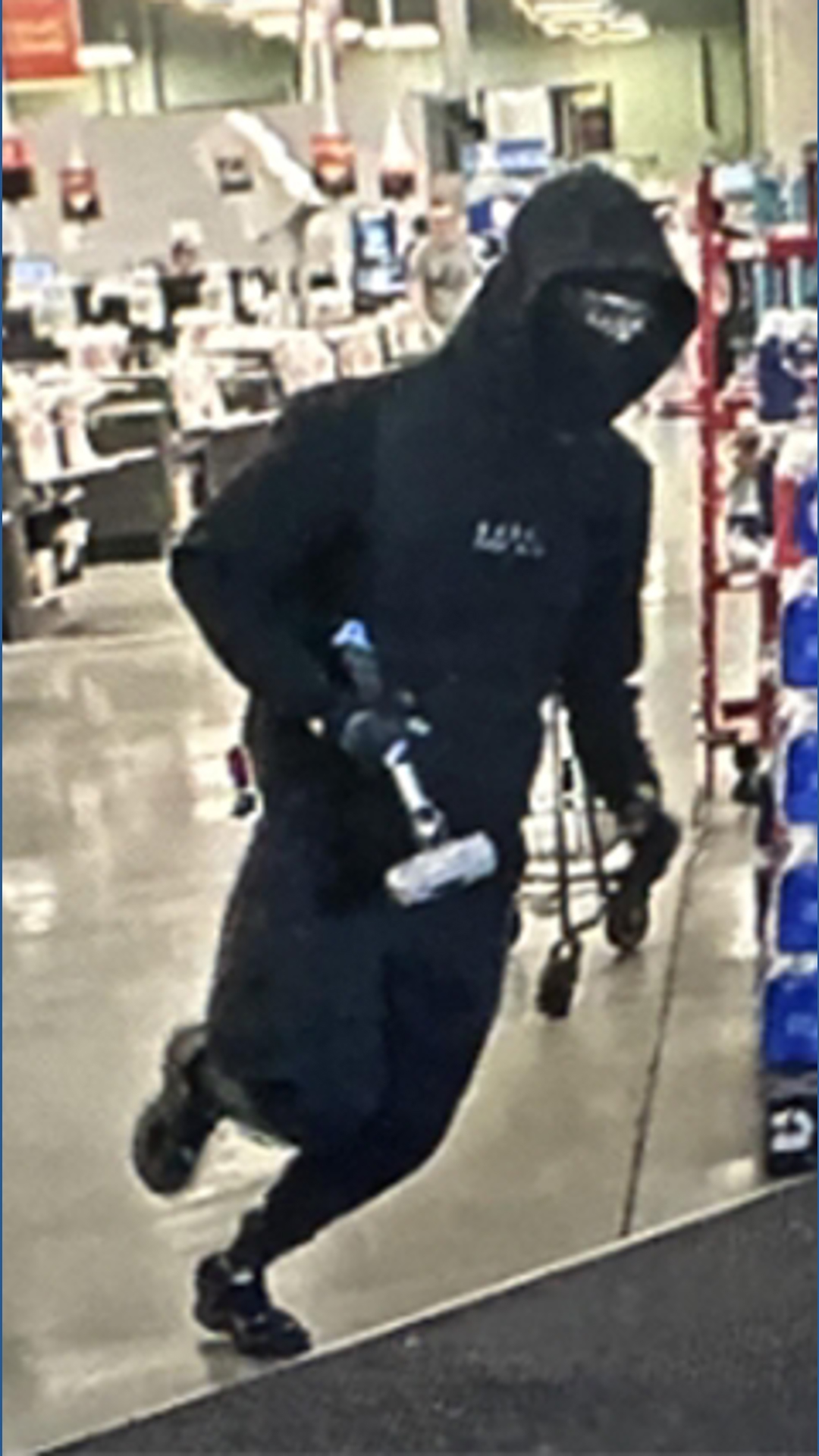 9 H-E-B robbery suspects arrested in Houston, League City police say ...