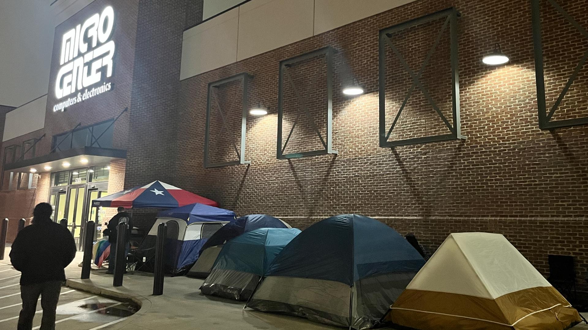 People wait days in line for Nvidia RTX 5000 series in Houston | khou.com