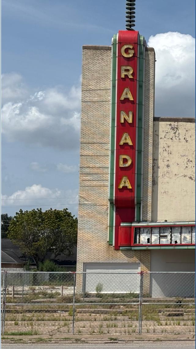Old theater in north Houston will soon be demolished | khou.com