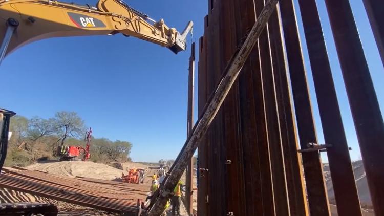 New section of border wall built in Zapata County, Texas | khou.com
