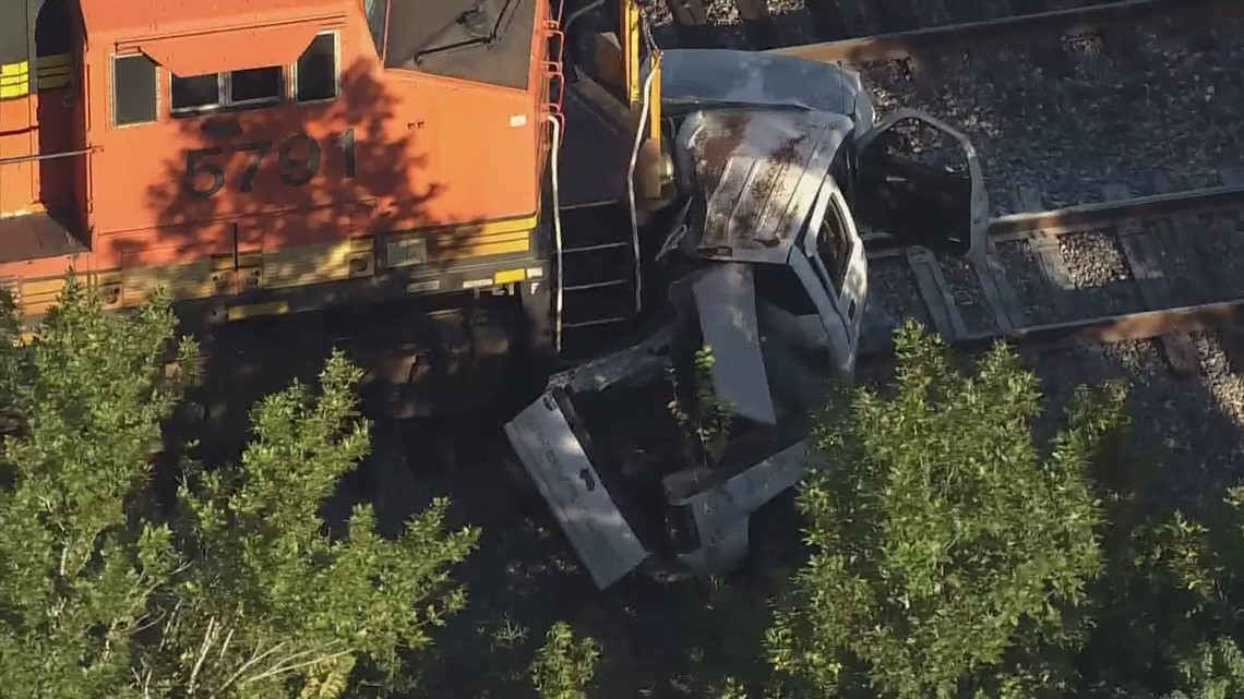 Train involved in deadly crash on Mesa Drive, deputies say | khou.com
