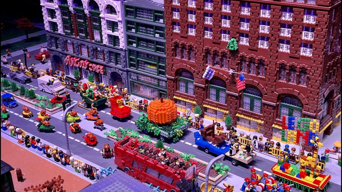 Artists create miniature Thanksgiving parade with 21,000 LEGOs | khou.com