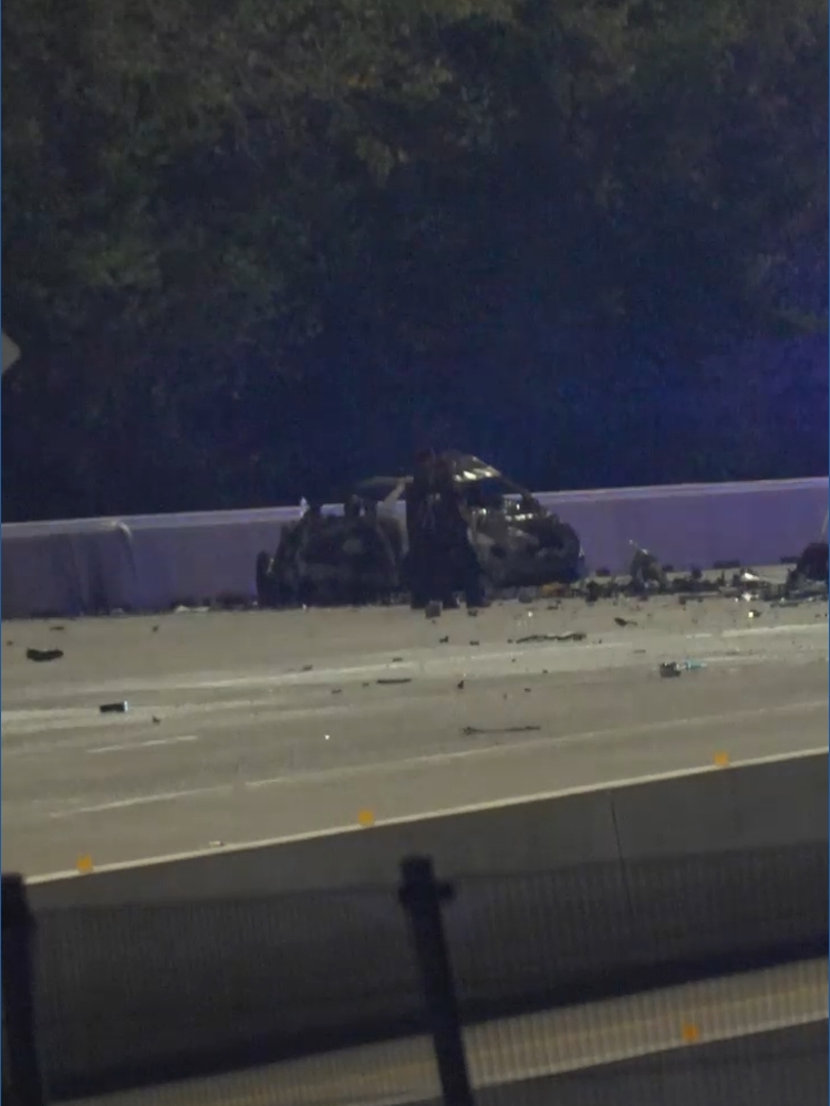 2 dead in fiery wrong-way crash on Katy Freeway, police say | khou.com