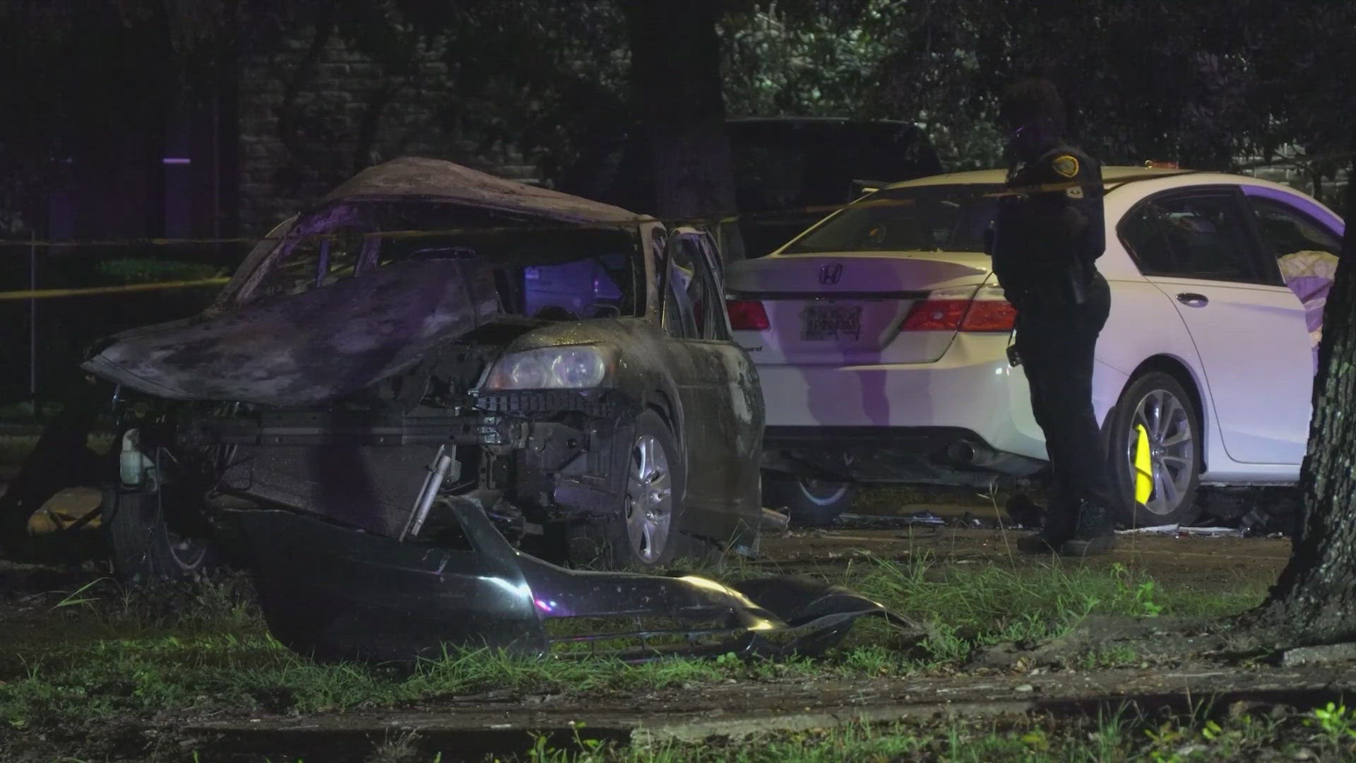 2 killed in fiery crash on Wilcrest Drive in southwest Houston, police ...