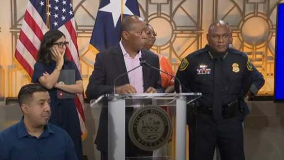 Houston crime: Mayor Turner, Chief Finner presser at 3 p.m. | khou.com