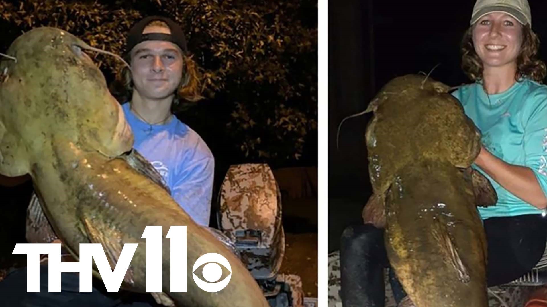 Brother-and-sister duo reel in an enormous catch | khou.com