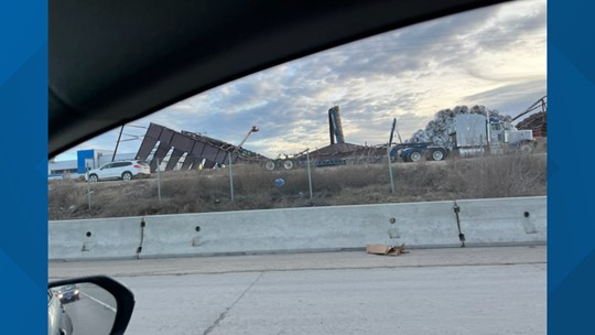 3 dead, 9 injured after hangar collapse near Boise Airport | khou.com