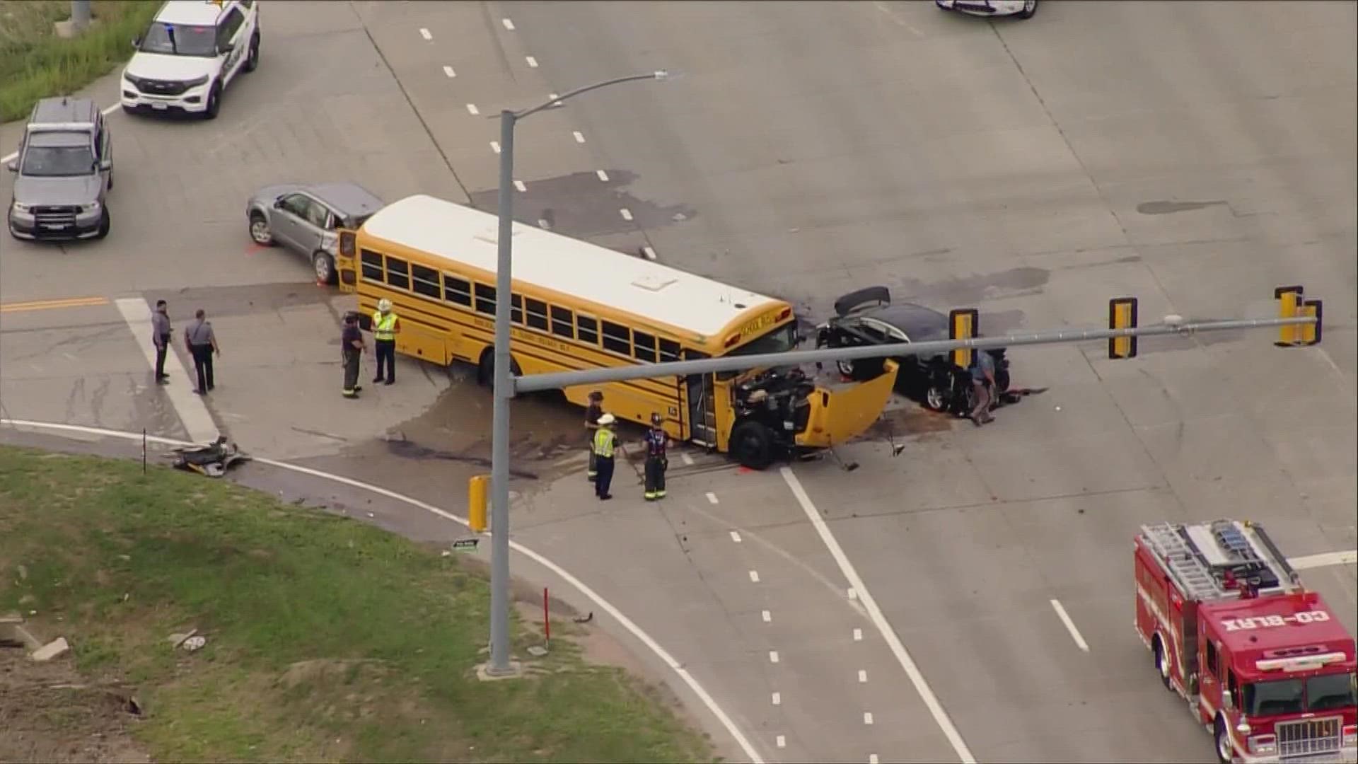 School bus involved in 4-vehicle crash in Boulder County | khou.com