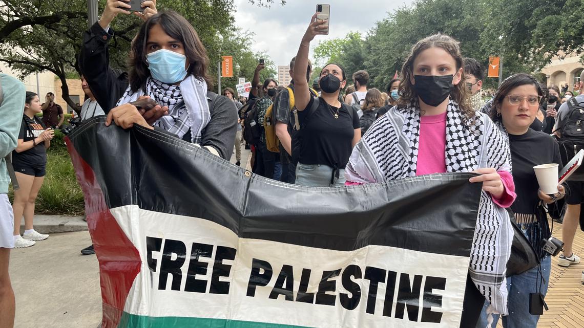 Arrests at UT students' pro-Palestine protest in Austin, Texas | khou.com