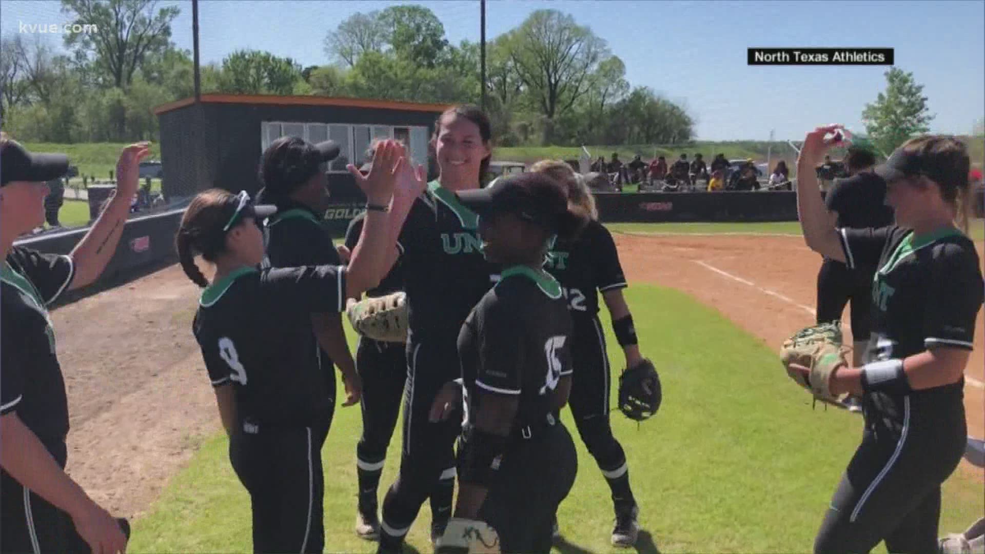 North Texas softball pitcher Hope Trautwein strikes out all 21 batters ...