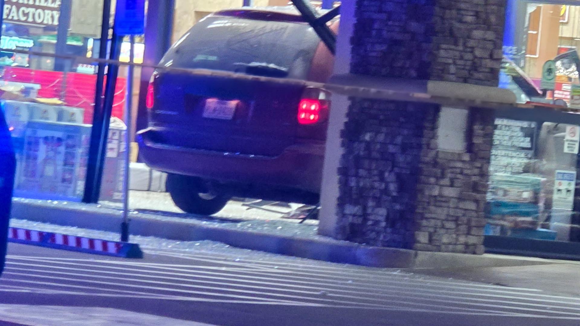Murder suspect crashes into Ennis Buc-ee's, injuring pedestrian ...