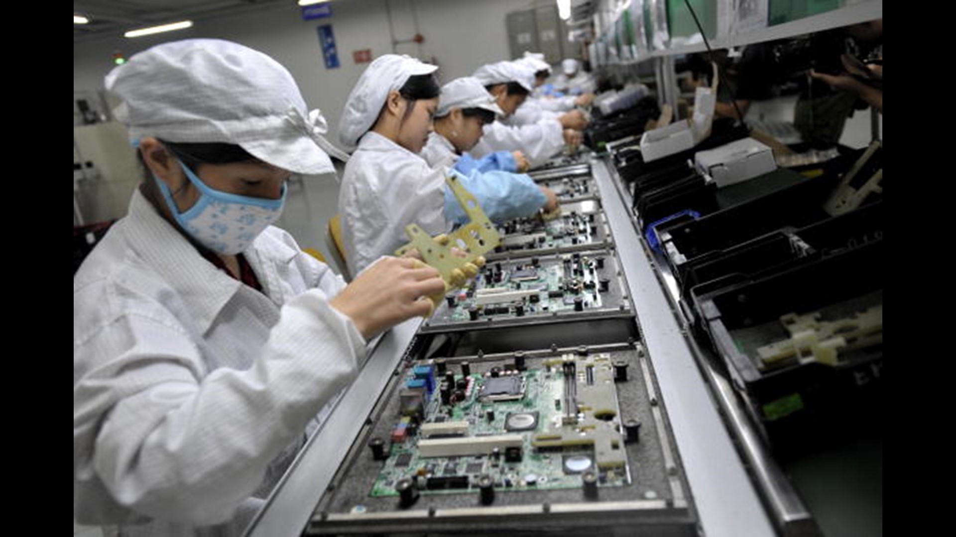 Foxconn: A look at the manufacturing giant building $10 billion plant ...