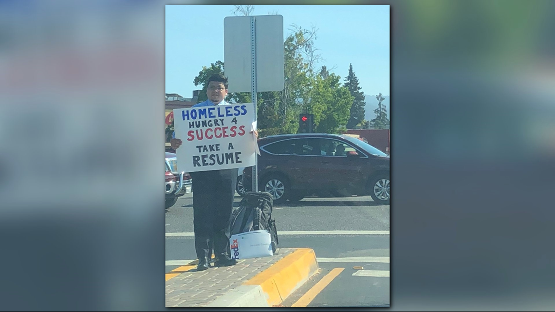 Homeless man goes viral for handing out resumes instead of asking for ...