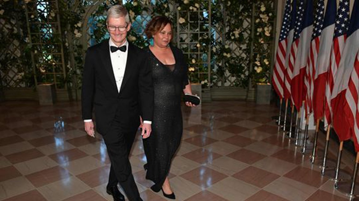 Tim Cook, Rupert Murdoch, Henry Kissinger top the guest list for Trump ...