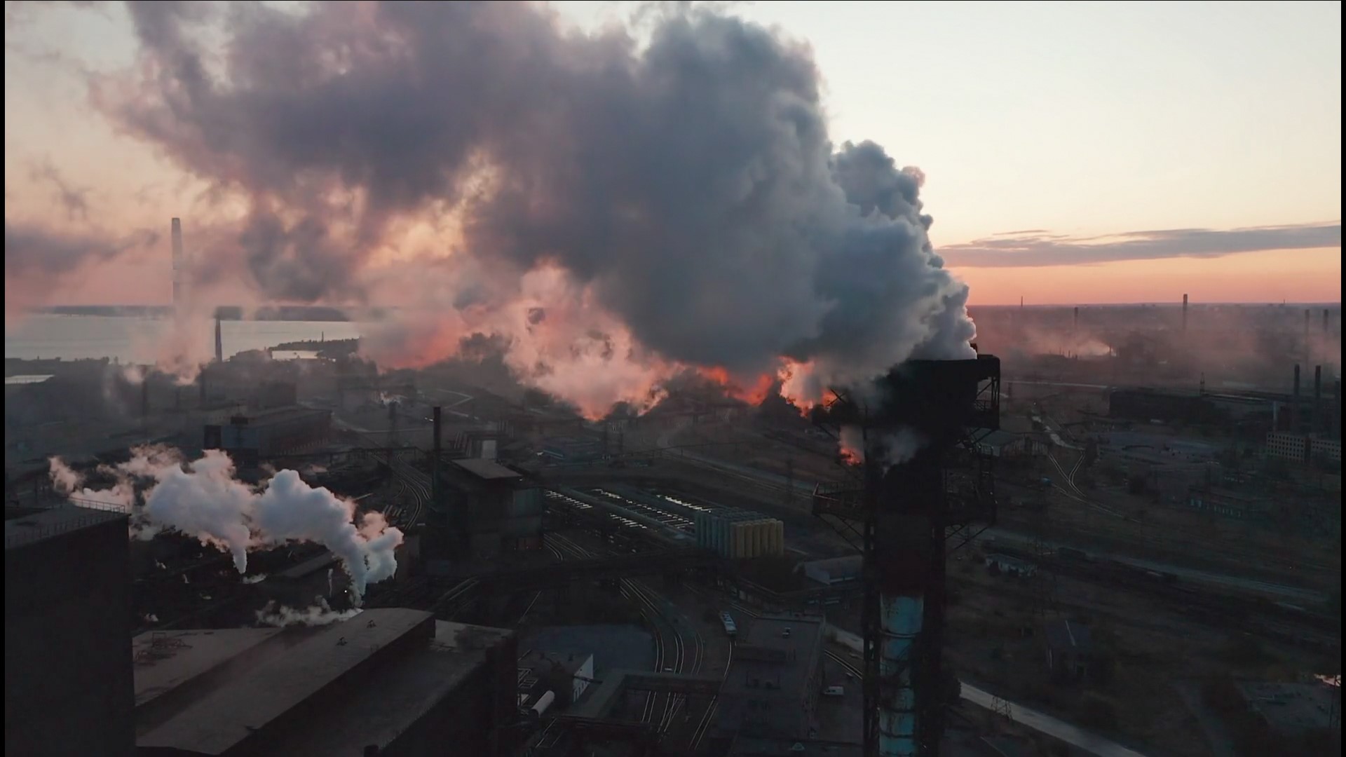 Study: Global carbon pollution fell 17% during pandemic peak | khou.com