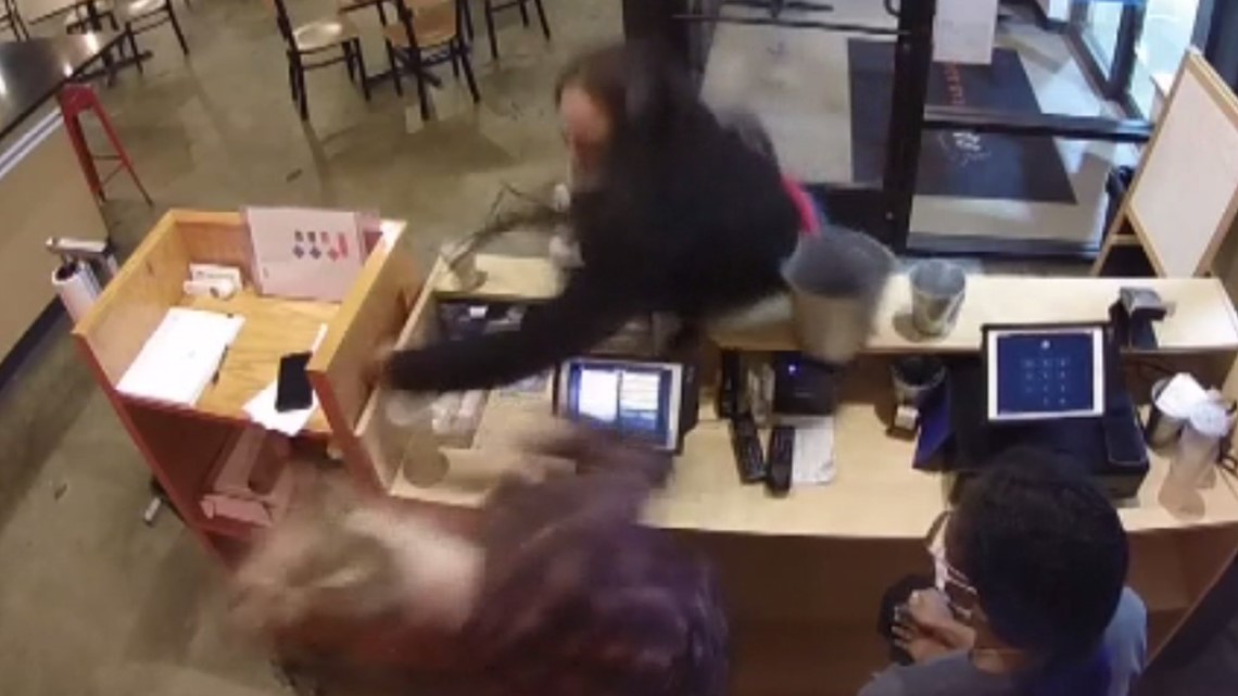 Columbus restaurant owners searching for customer who slapped manager ...