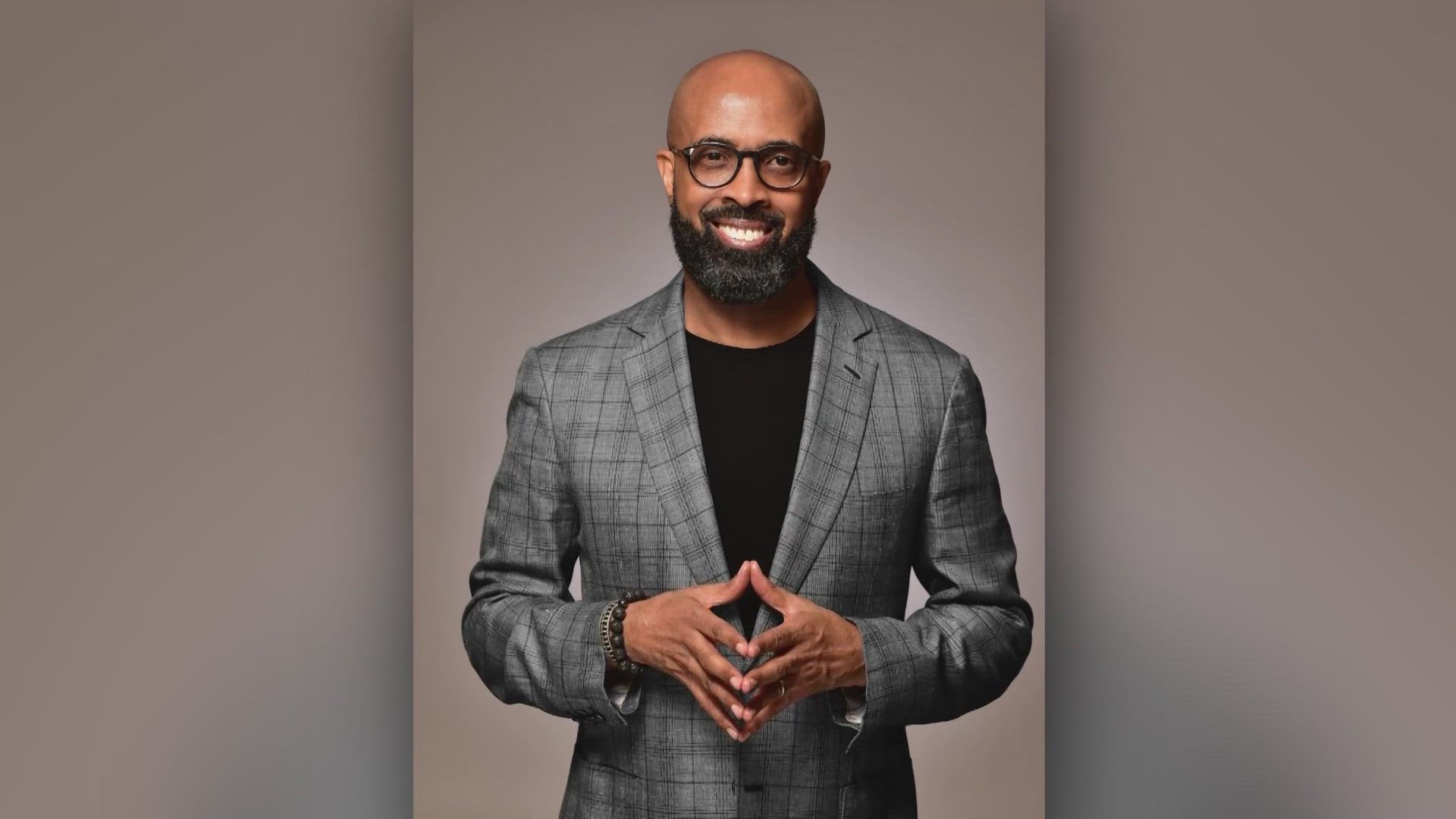 One-on-one with Dallas pastor taking over for Rev. Jesse Jackson | khou.com