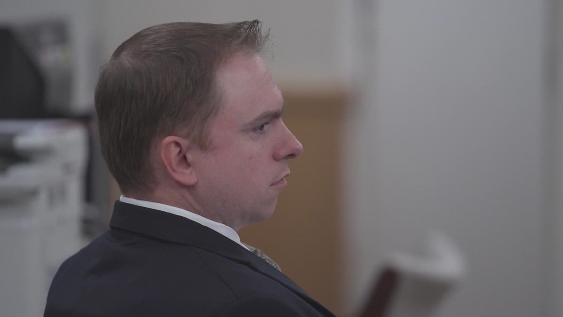 Aaron Dean trial: Former officer found guilty of manslaughter | khou.com