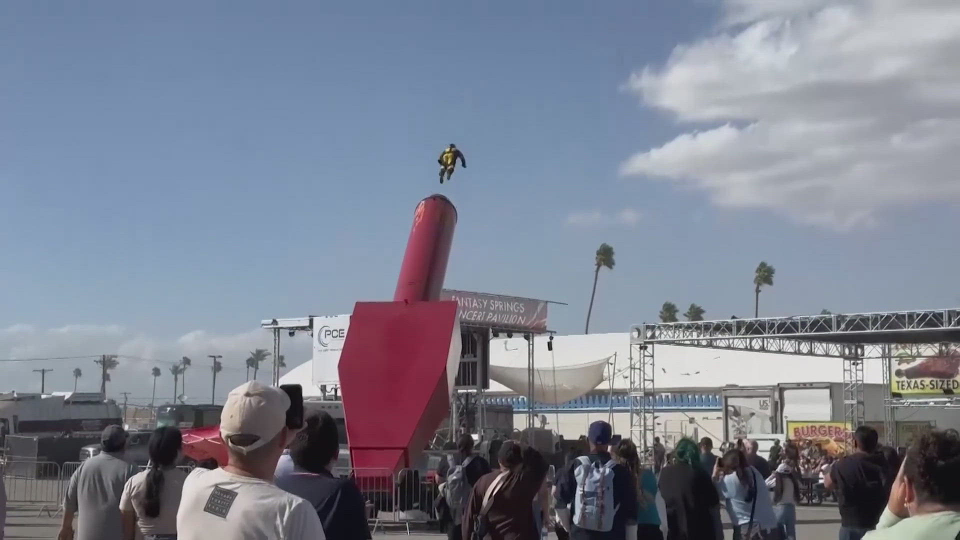 North Texas 'rocketman' injured in California fair mishap | khou.com