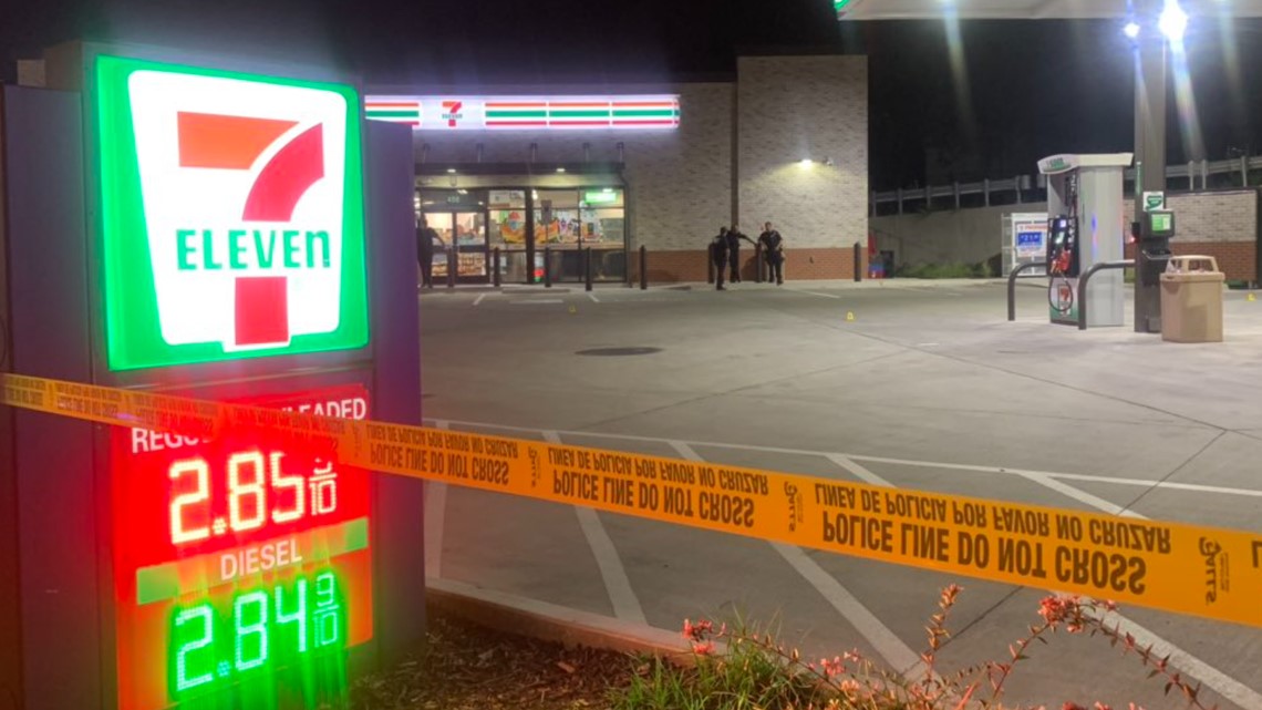 Dallas 7-Eleven clerk arrested on murder charge, police say | khou.com