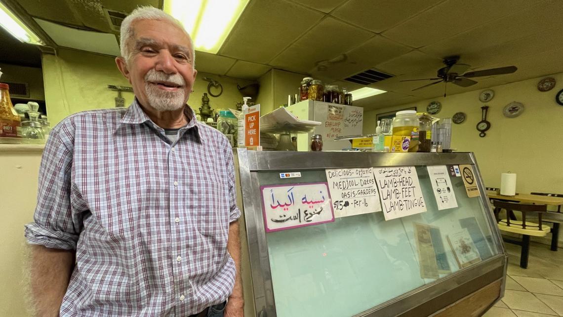Texas café owner, 84, goes viral for food and hospitality | khou.com