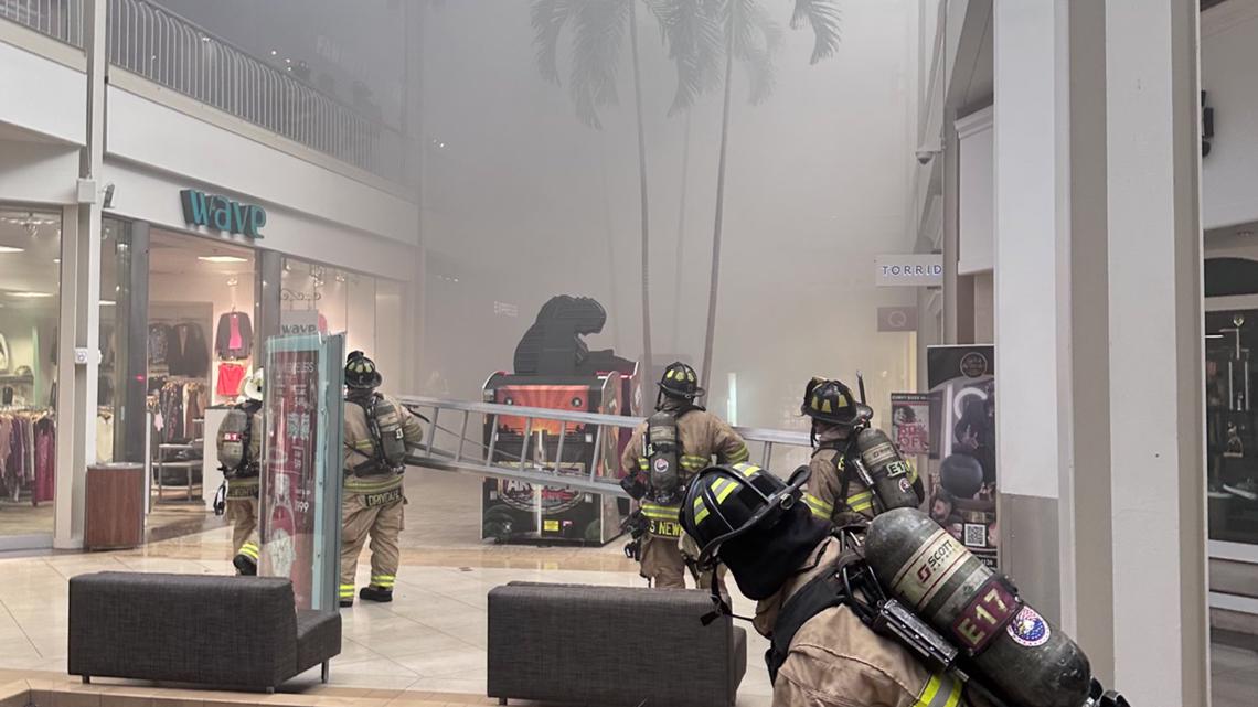 Hulen Mall fire: Shoppers evacuated as crews work to battle fire ...