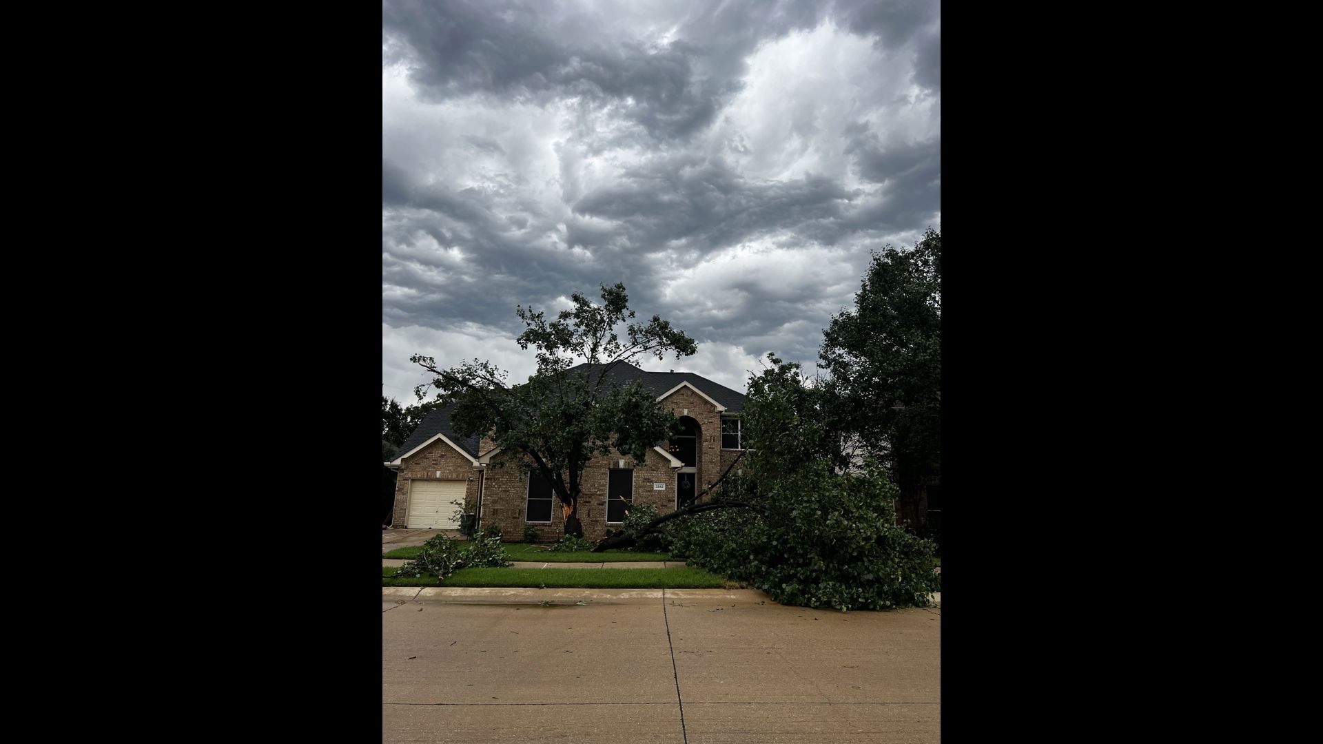DFW severe storm damage after tornado warnings: Updates | khou.com