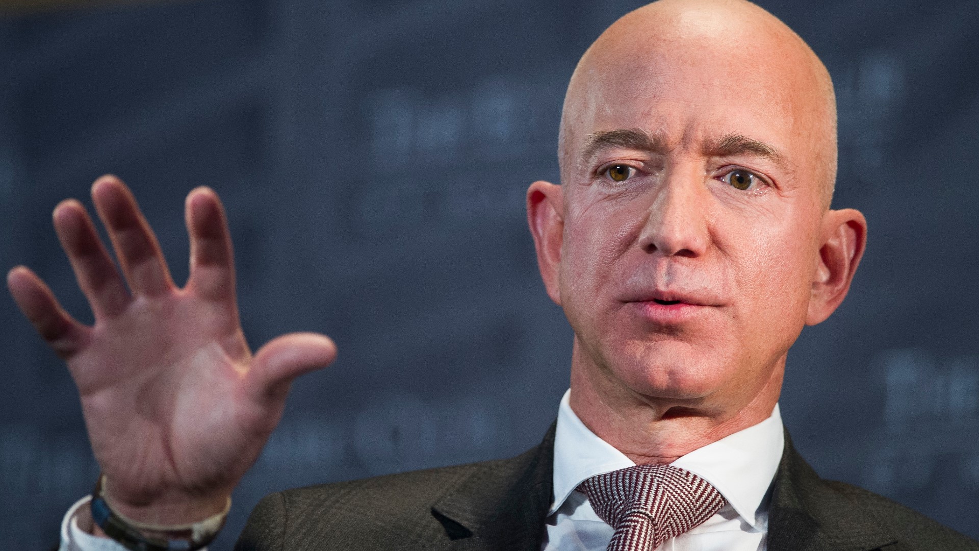 Forbes 2021 list of billionaires: Jeff Bezos richest man again | khou.com